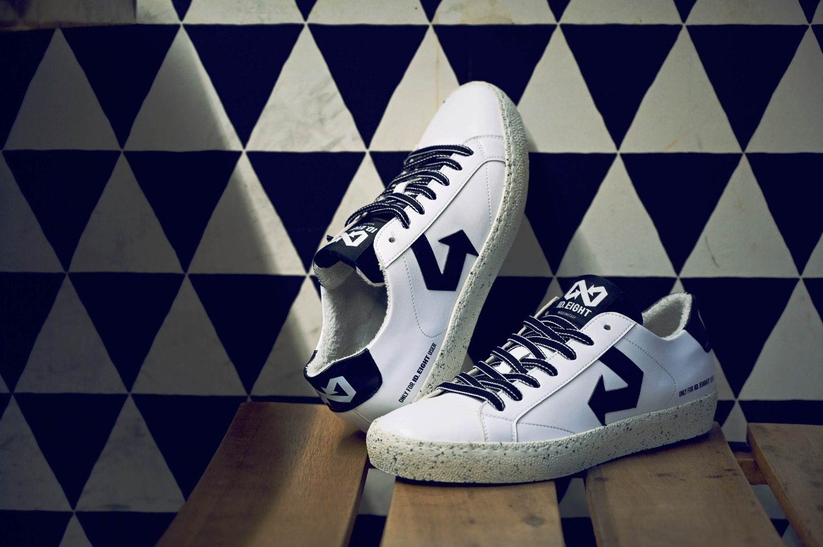Sostenibili, belle e genderless: con le sneakers ID EIGHT la ...