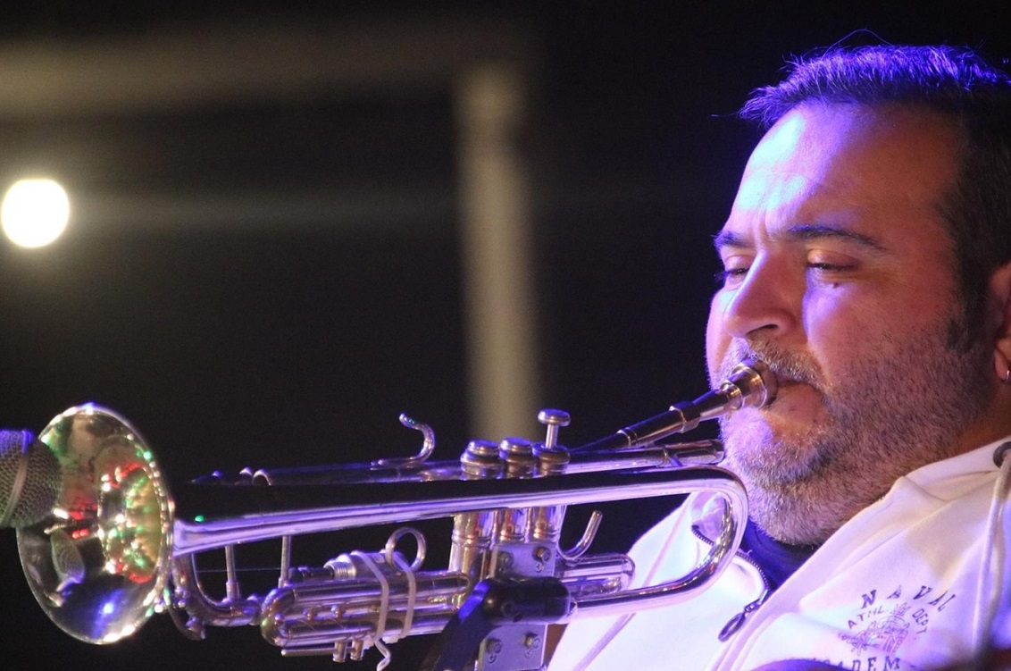 La storia di Vincenzo Deluci, la passione per la musica e la battaglia ...