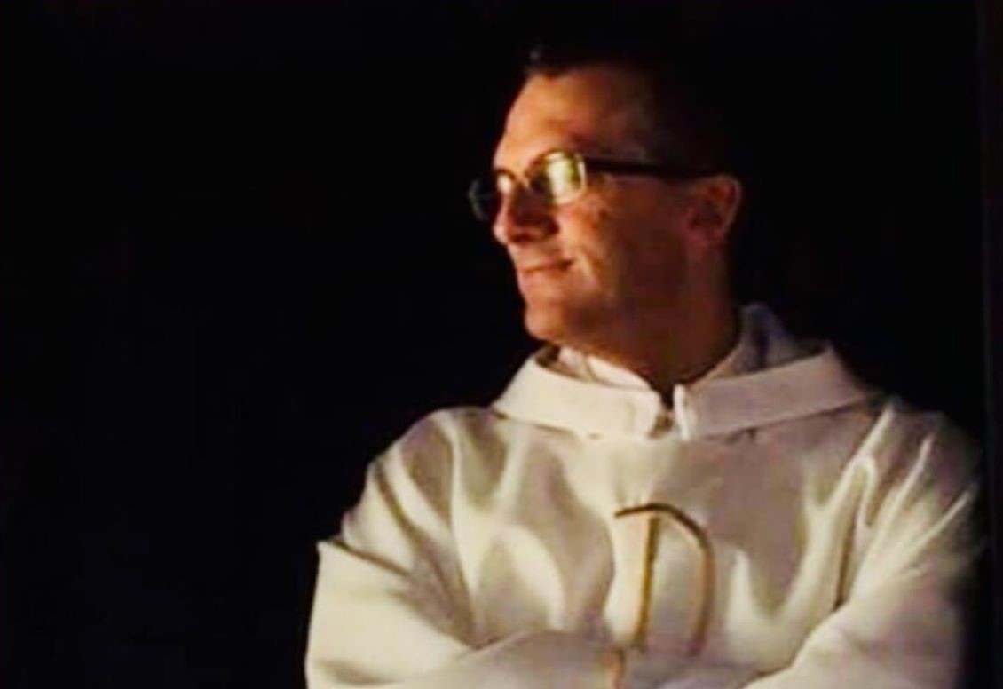 Don Giulio, il prete che lotta per una spiritualità inclusiva | Liguria che cambia | Italia che ...